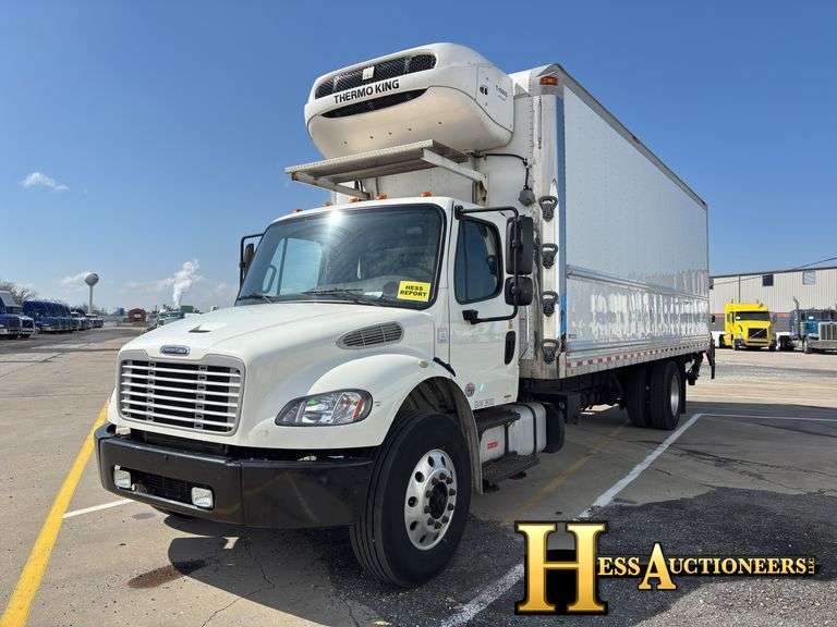 2018 FREIGHTLINER M2 REEFER BOX TRUCK - Hess Auctioneers