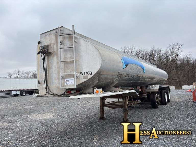 1970 PENNCO WATER 36' TANKER TRAILER - Hess Auctioneers