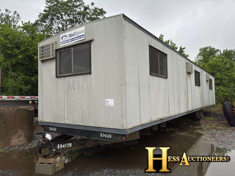 1986 CBS MOBILE OFFICE - Hess Auctioneers