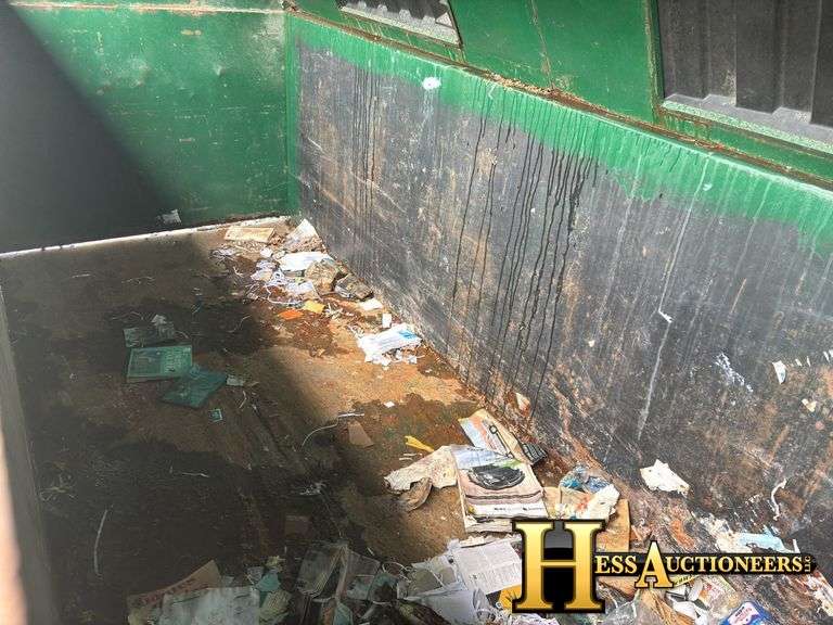 THOMPSON FABRICATION 12 CU YARD ROLL-OFF DUMPSTER - Hess Auctioneers
