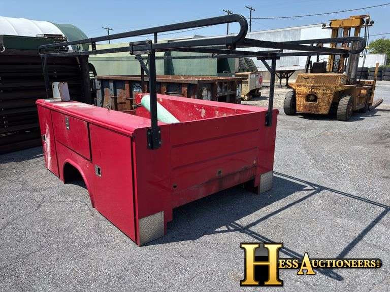 READING UTILITY BODY - Hess Auctioneers