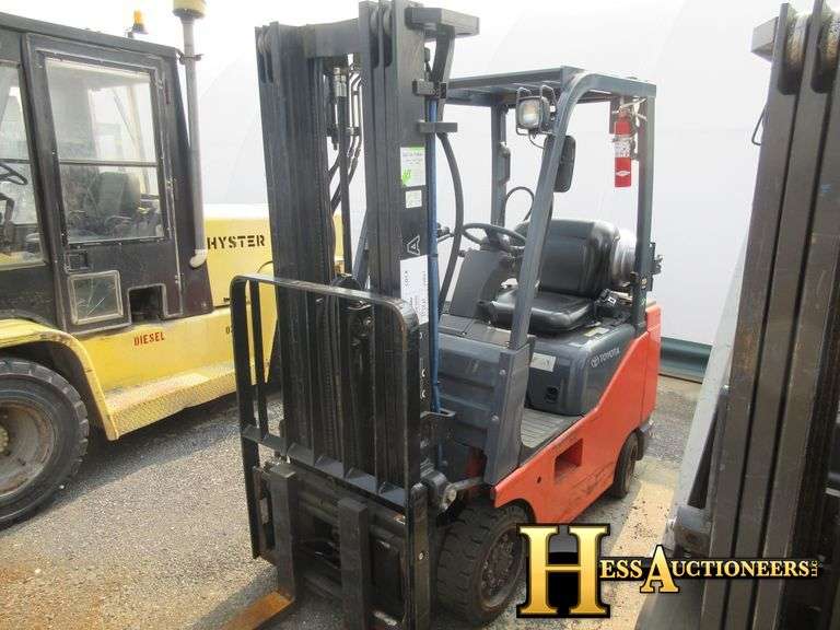 2015 TOYOTA 8FGCSU20 FORKLIFT - Hess Auctioneers
