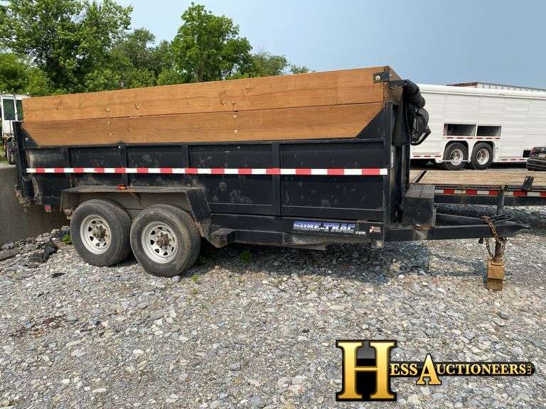 2010 SURE TRAC 18' PUP DUMP TRAILER - Hess Auctioneers