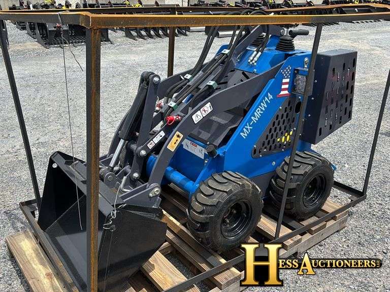 2025 AGT MX-MRW14 MINI COMPACT TRACK LOADER - Hess Auctioneers
