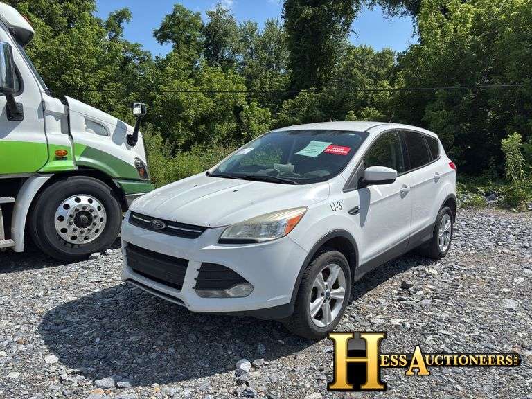 2013 FORD ESCAPE SE, NON RUNNER - Hess Auctioneers