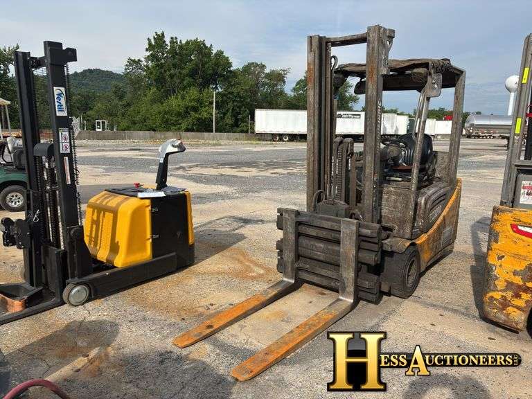 2019 JUNGHEINRICH EFG220 FORKLIFT - Hess Auctioneers