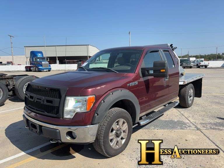 2009 FORD F150 FLATBED TRUCK - Hess Auctioneers