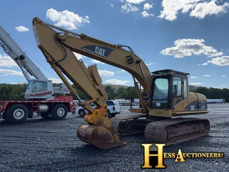 2005 CATERPILLAR 320CL EXCAVATOR - Hess Auctioneers