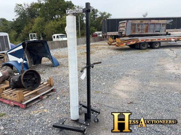 PALLET WRAP TOOL - Hess Auctioneers