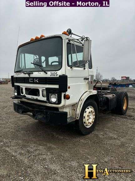 1990 MACK MIDLINER YARD JOCKEY, NON-RUNNER - Hess Auctioneers