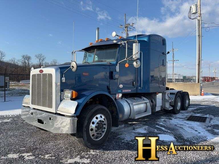2020 PETERBILT 367 T/A SLEEPER - Hess Auctioneers