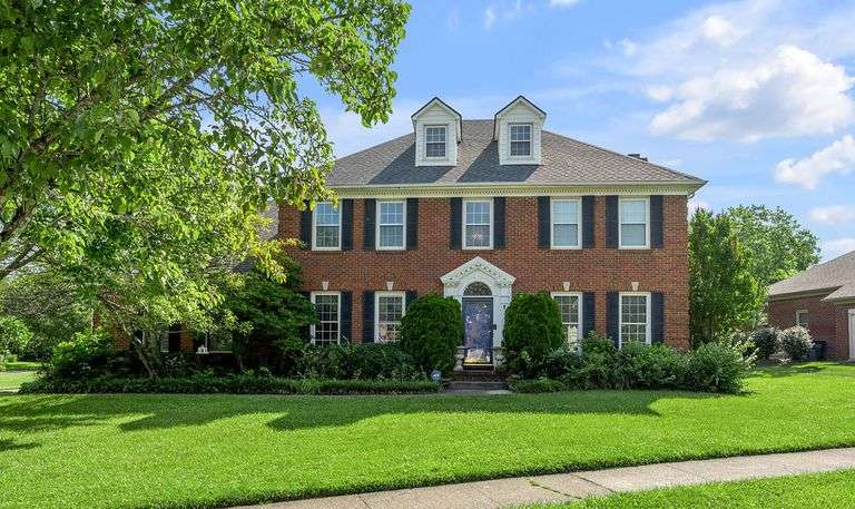 3280 Brighton Place - Halfhill Auction Group