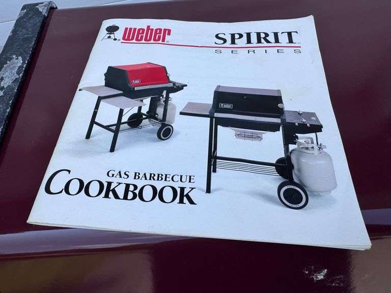 Weber Gas Grill - Halfhill Auction Group