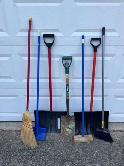 Tool Assortment - Halfhill Auction Group