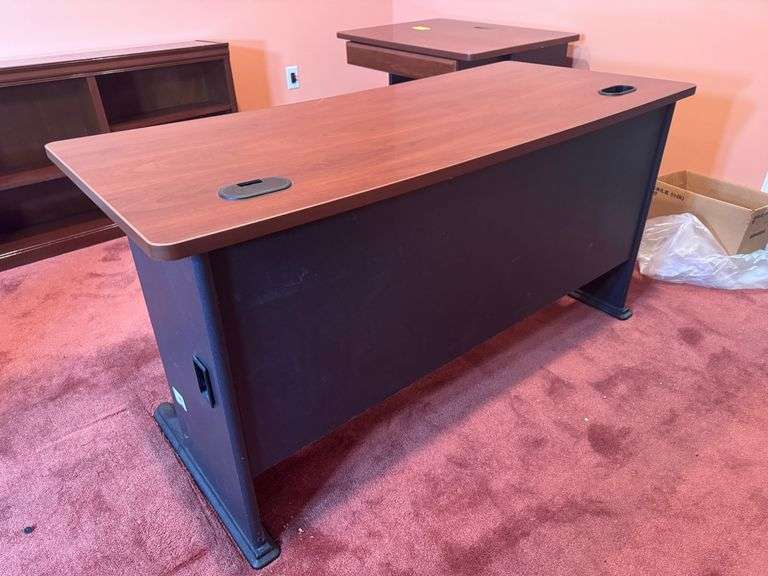 Desk - Halfhill Auction Group