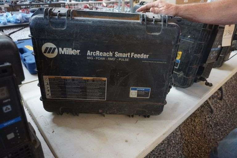 Miller Welder Arc Reach Smart Feeder-not tested - Hiatt Auction LLC