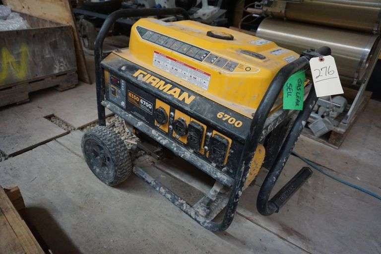Firman P06701 8350/6700 Watt 30A 120/240V Recoil Start Gas Portable ...