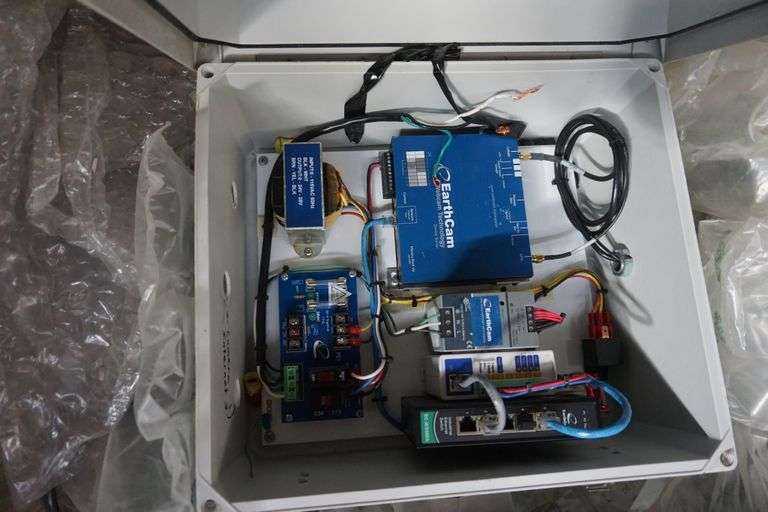 True Look Earth Cam Construction Site Camera See Video - Hiatt Auction LLC