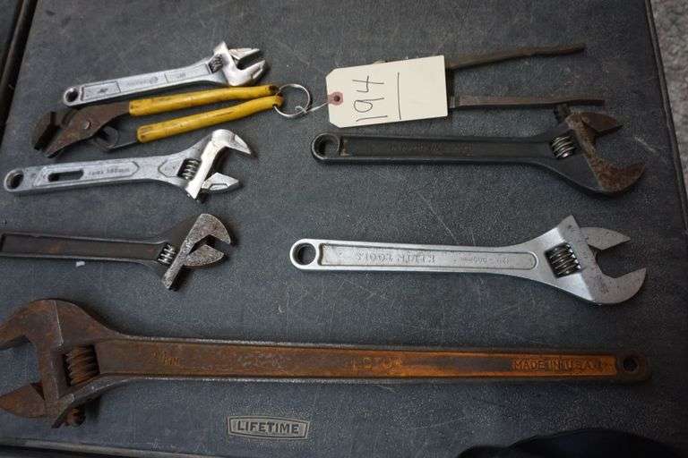 Adjustable wrenches, Channel locks and Pliers - Hiatt Auction LLC