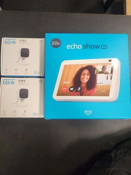 Echo show 8 and 2 blink mini cameras - Hiatt Auction LLC