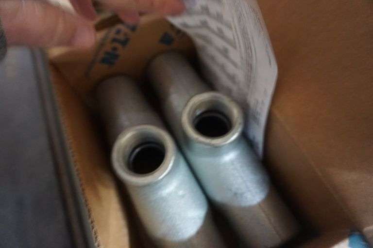 10 bx Eaton TB37 Form 7 Condulet 1" 2 pr box - Hiatt Auction LLC