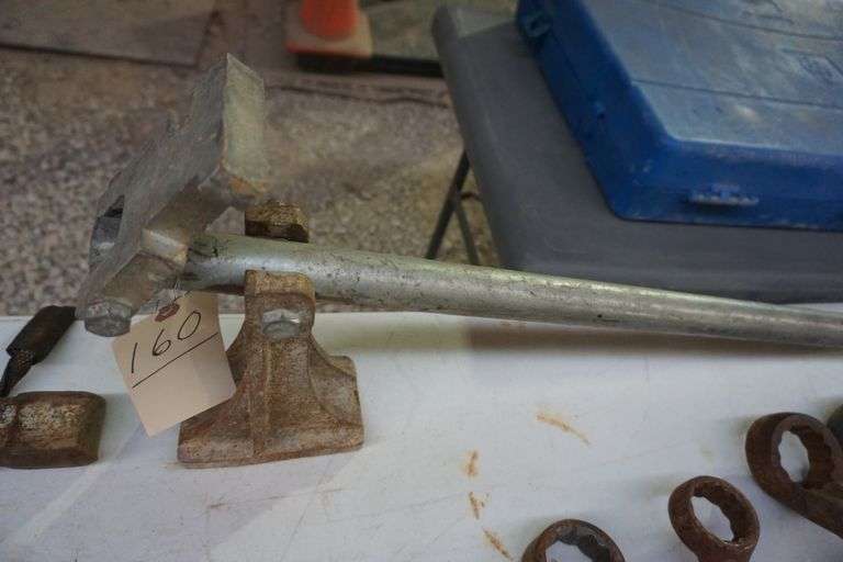 Rebar Puller - Hiatt Auction LLC