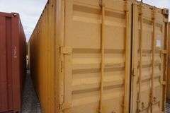 40 ft Conex Container wired for lights. See photos small hole in roof ...