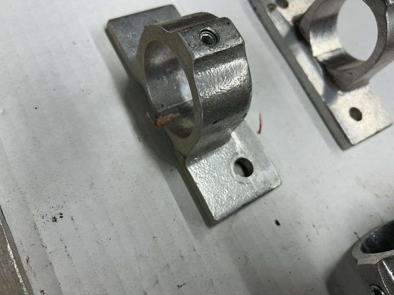 4 Speed Rail Tees, 3 Pipe Mounting Brackets - H.K. Keller