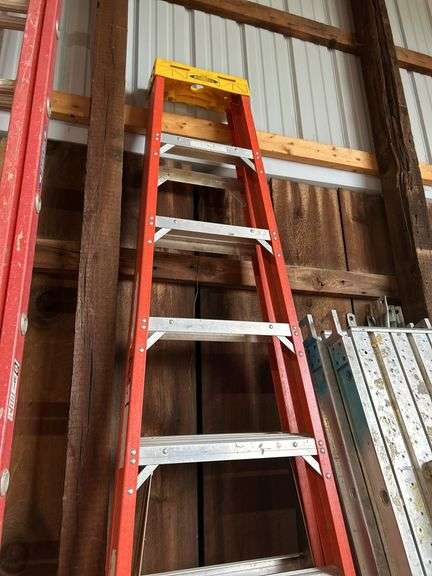 10 Foot Werner Fiberglass Step Ladder - H.K. Keller