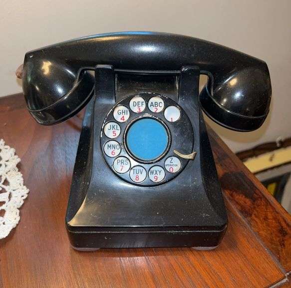 Retro Bell Rotary Phone - H.K. Keller