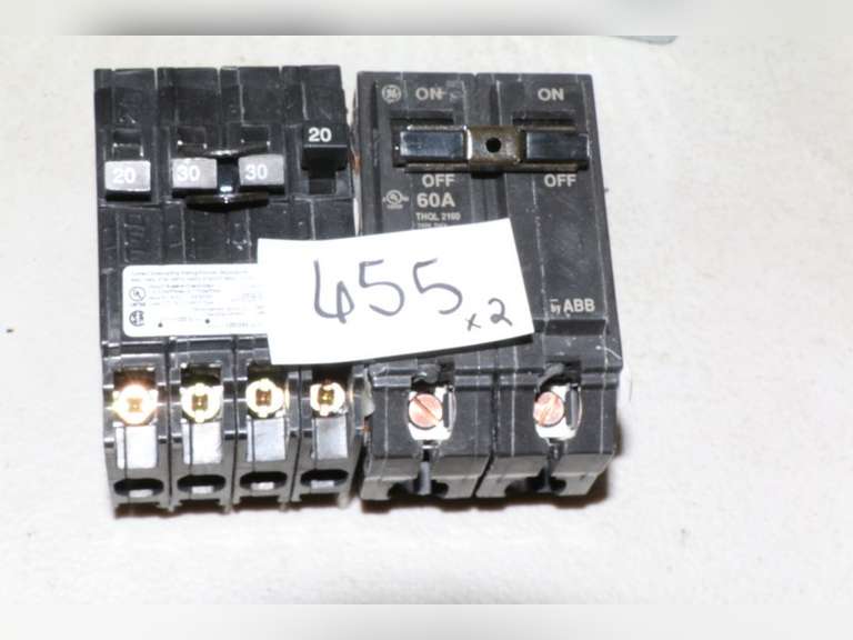 ASSORTED BREAKERS INCLUDING: QT TRIPLEX BREAKER TWO 20 AMP 1 POLE AND ...