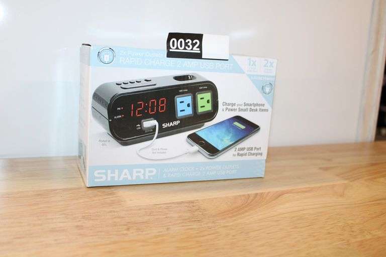 NEW! SHARP BEDSIDE ALARM CLOCK WITH 1 RAPID CHARGE USB AND 2 AC OUTLETS ...