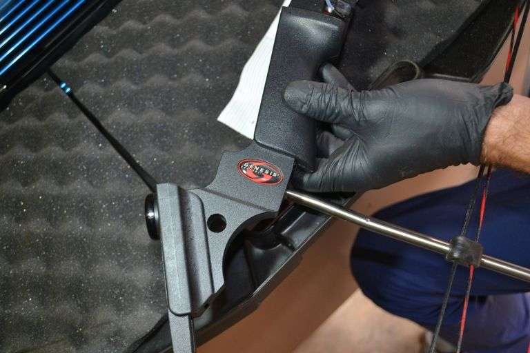 GENESIS TRAINING COMPOUND BOW & ARROW COMBINATION SET WITH PILLARLOCK ...