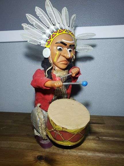 VINTAGE ALPS BATTERY-OPERATED DRUMMING INDIAN JOE WITH WAR DRUM, MADE ...