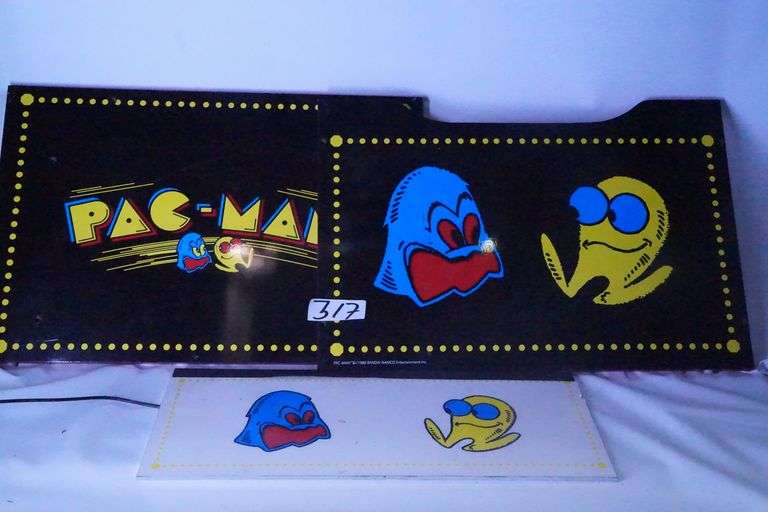 PAC-MAN GAME BOARDS - Dallas Online Auction Company