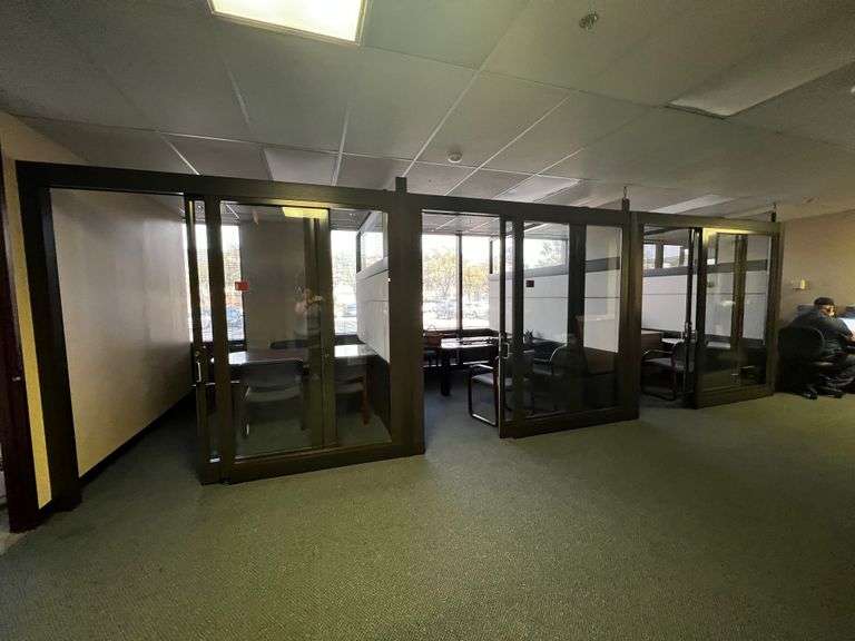OFFICE, 8' X 10' HIGH END GLASS ENCLOSED OFFICE CUBICLES CAN BE ...