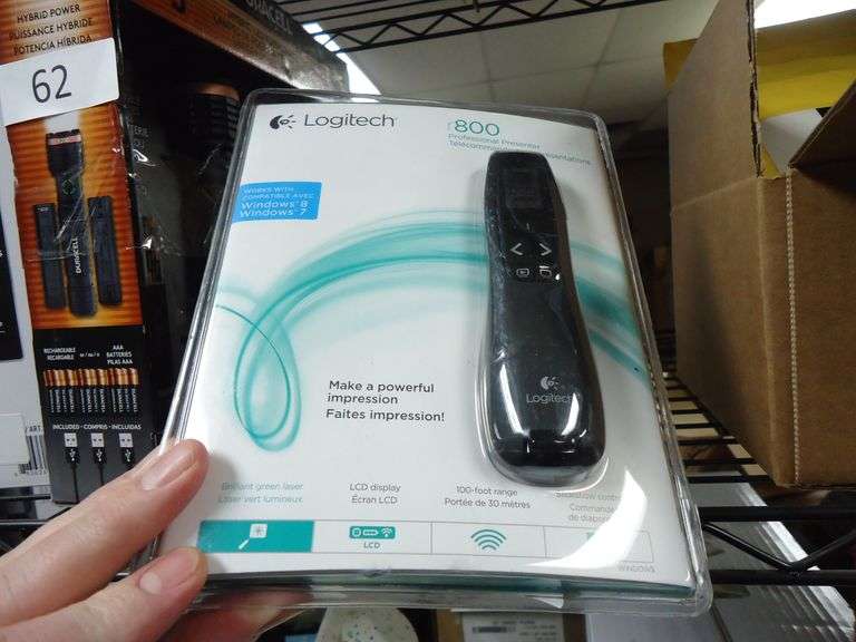 NEW! LOGITECH R800 PROFESSIONAL PRESENTER - Dallas Online Auction Company