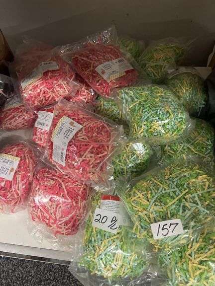 EASTER CRINKLE PAPER 1.5OZ IN RED AND GREEN COLORS - Dallas Online ...