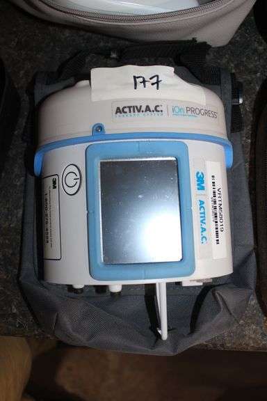 3M Activ.A.C. Therapy System Model 60511 With Travel Case . --All items ...