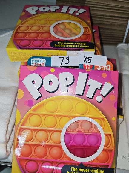CHUCKLE & ROAR POP IT! NEVER ENDING BUBBLE POPPING GAME - Dallas Online ...