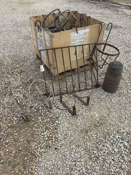 CALF BUCKET FEEDER - Hoge Auctioneering LLC