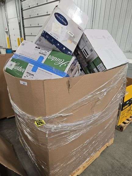 Very large lot of miscellaneous. Mostly lighting, fans, or blinds. None ...