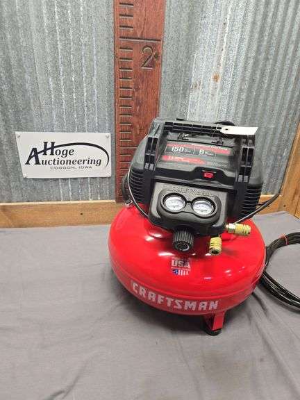 Craftsman six gallon portable air compressor. Works - Hoge ...