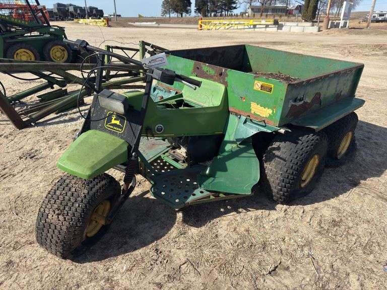 JD 5-wheel gator- non runner - Hoge Auctioneering LLC