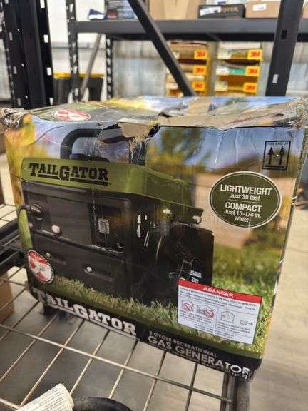 Tail Gator 2-cycle gas generator - Hoge Auctioneering LLC