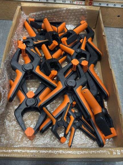 ASSORTED SPRING CLAMPS - Hoge Auctioneering LLC