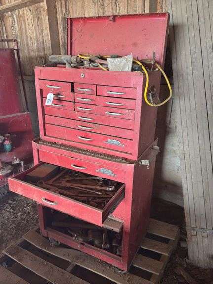 Dayton tool box on wheels w/ misc tools - Hoge Auctioneering LLC