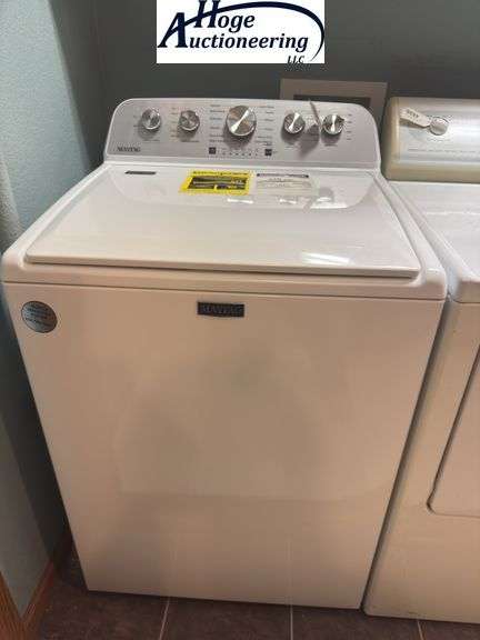 Maytag white top load washing machine Model # MVW5035MW2 - Hoge ...