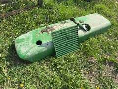 JD hood (possibly 2210), top link, and side screen - Hoge Auctioneering LLC