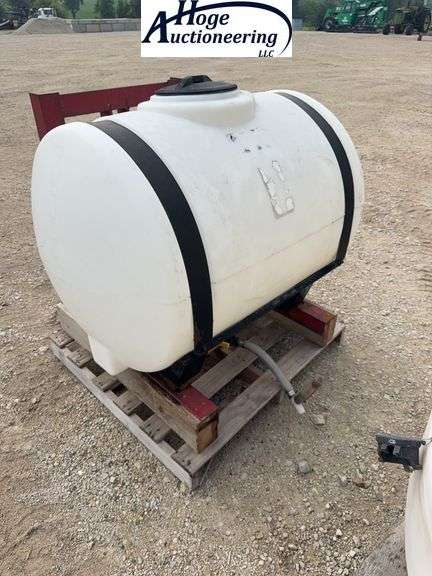 110 GAL POLY TANK ON 3-PT FRAME - Hoge Auctioneering LLC